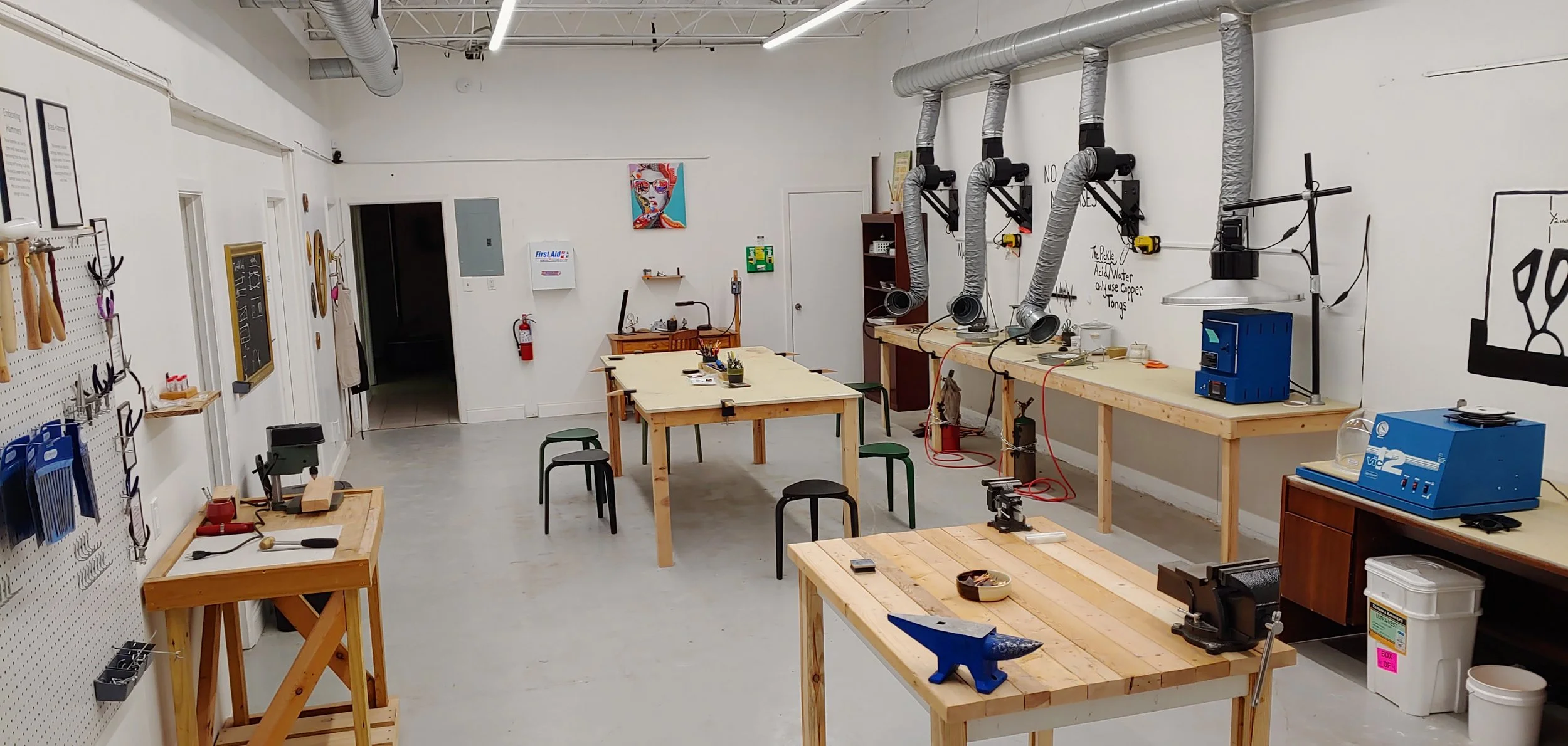 Metal Classes — Throwin' Gold