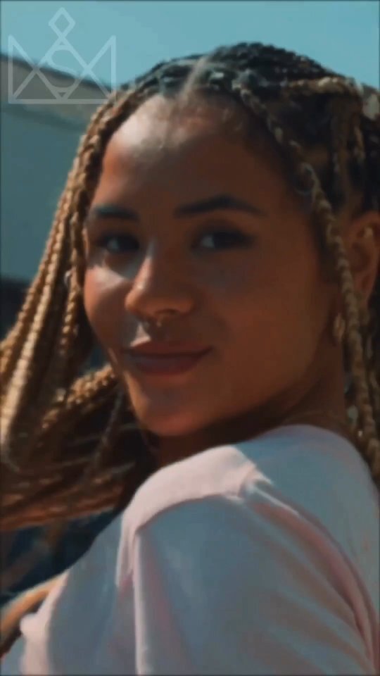 SLAYYY - Reimagined Itch Free Synthetic Braiding Hair for Women of Color