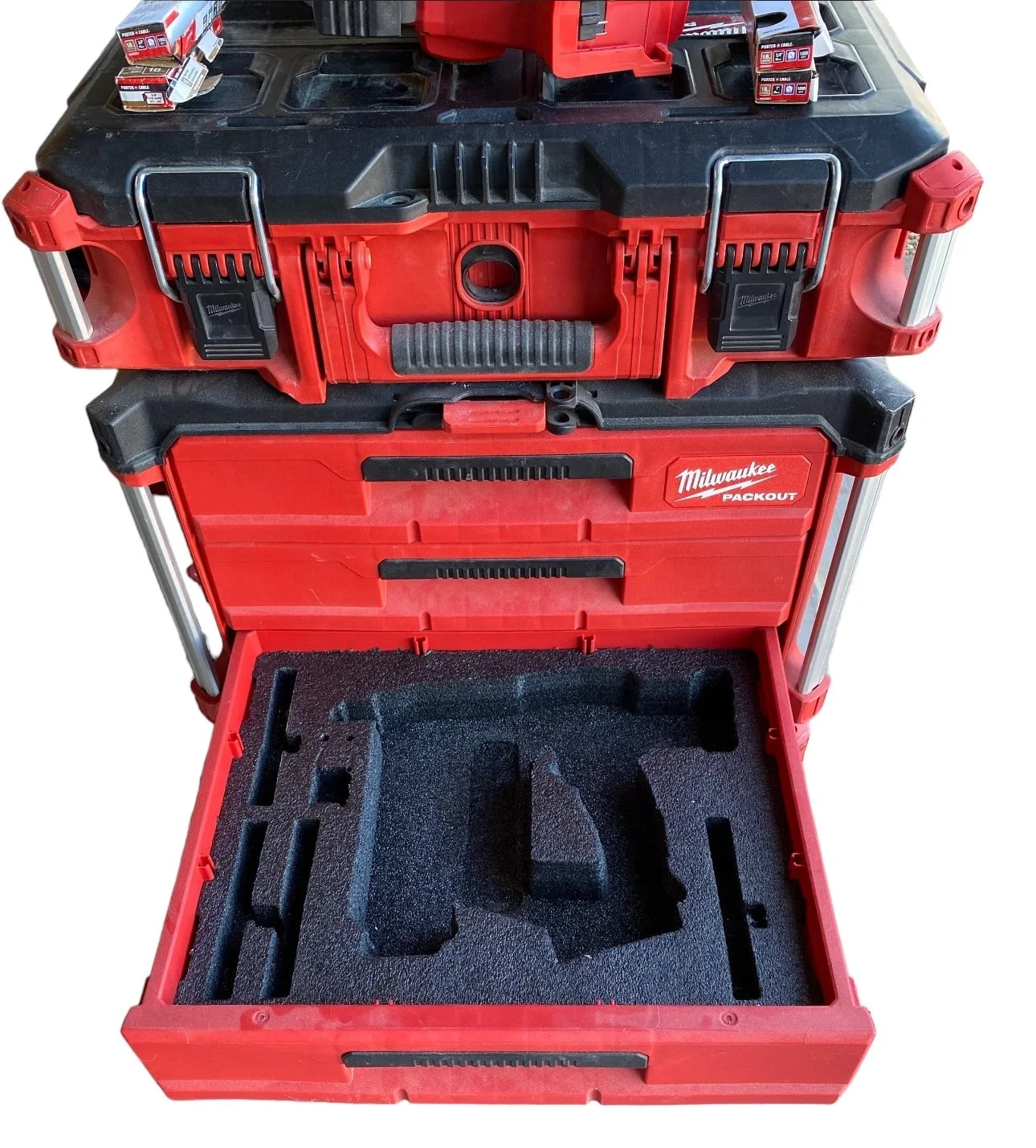 Milwaukee M12 18G Brad nailer with Packout Insert & Kaizen Foam ...