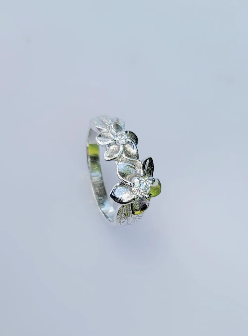 Platinum Sapphire Diamond Halo Ring — Goldsmiths Kauai