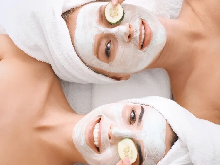 What to Pack for a Spa Day: Essential Items & Checklist