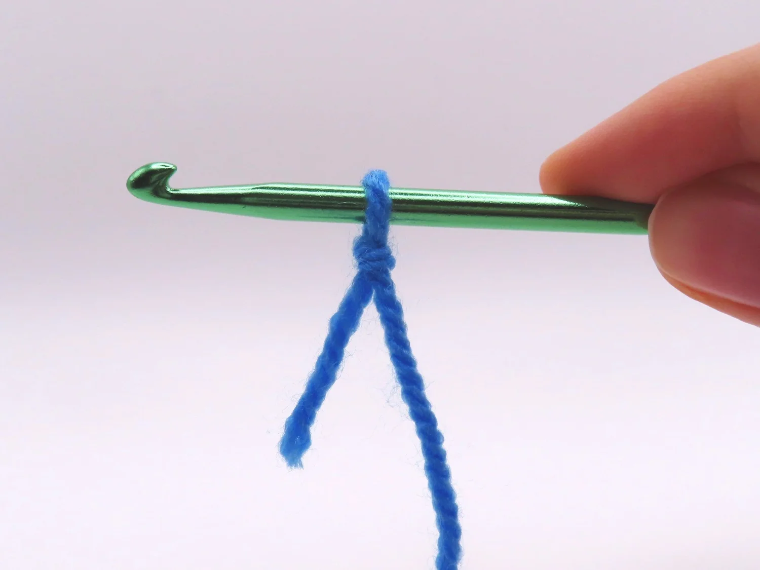 How to Cast On and Off in Crochet — Koalamea Crafts