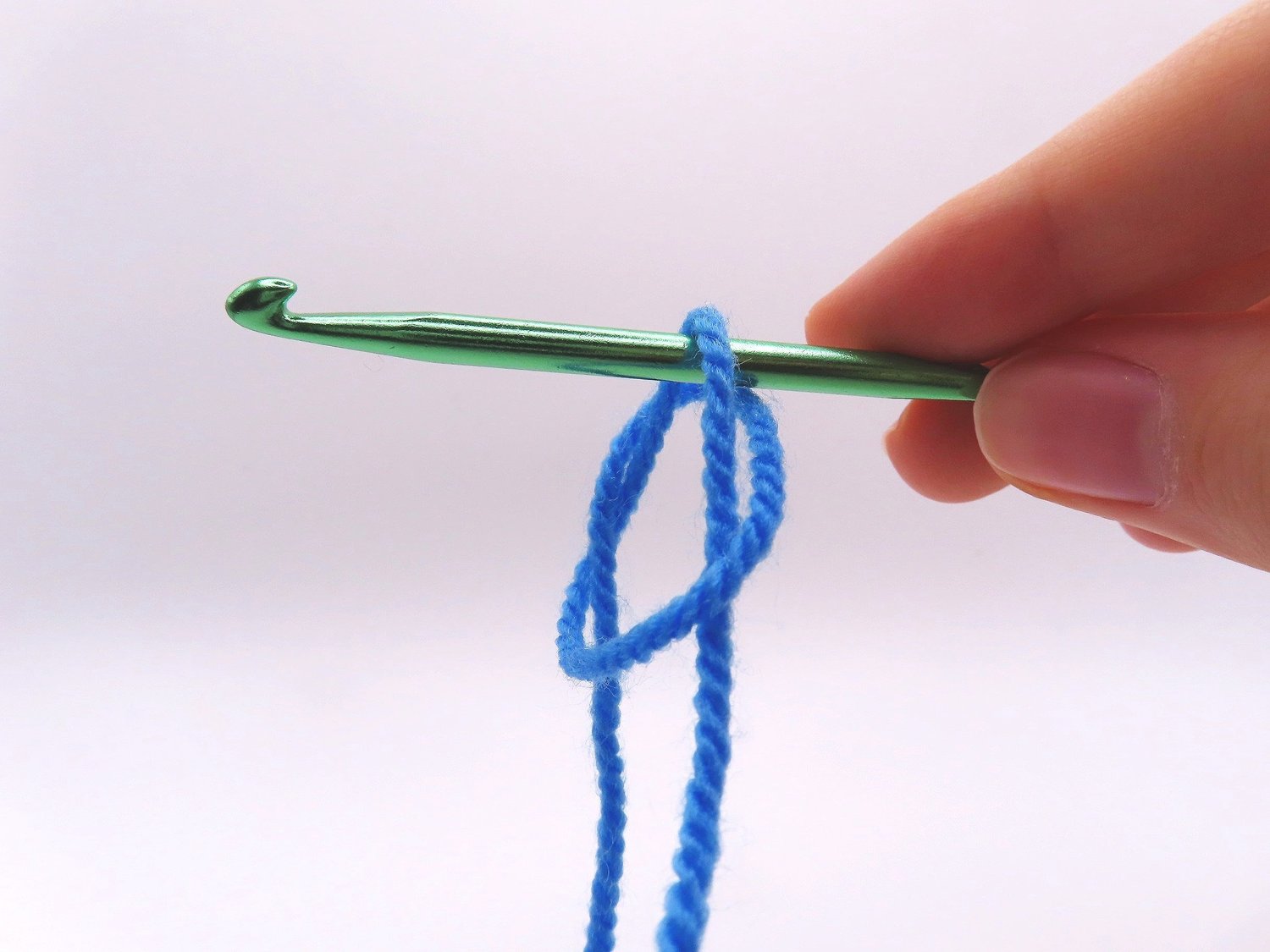 How to Cast On and Off in Crochet — Koalamea Crafts