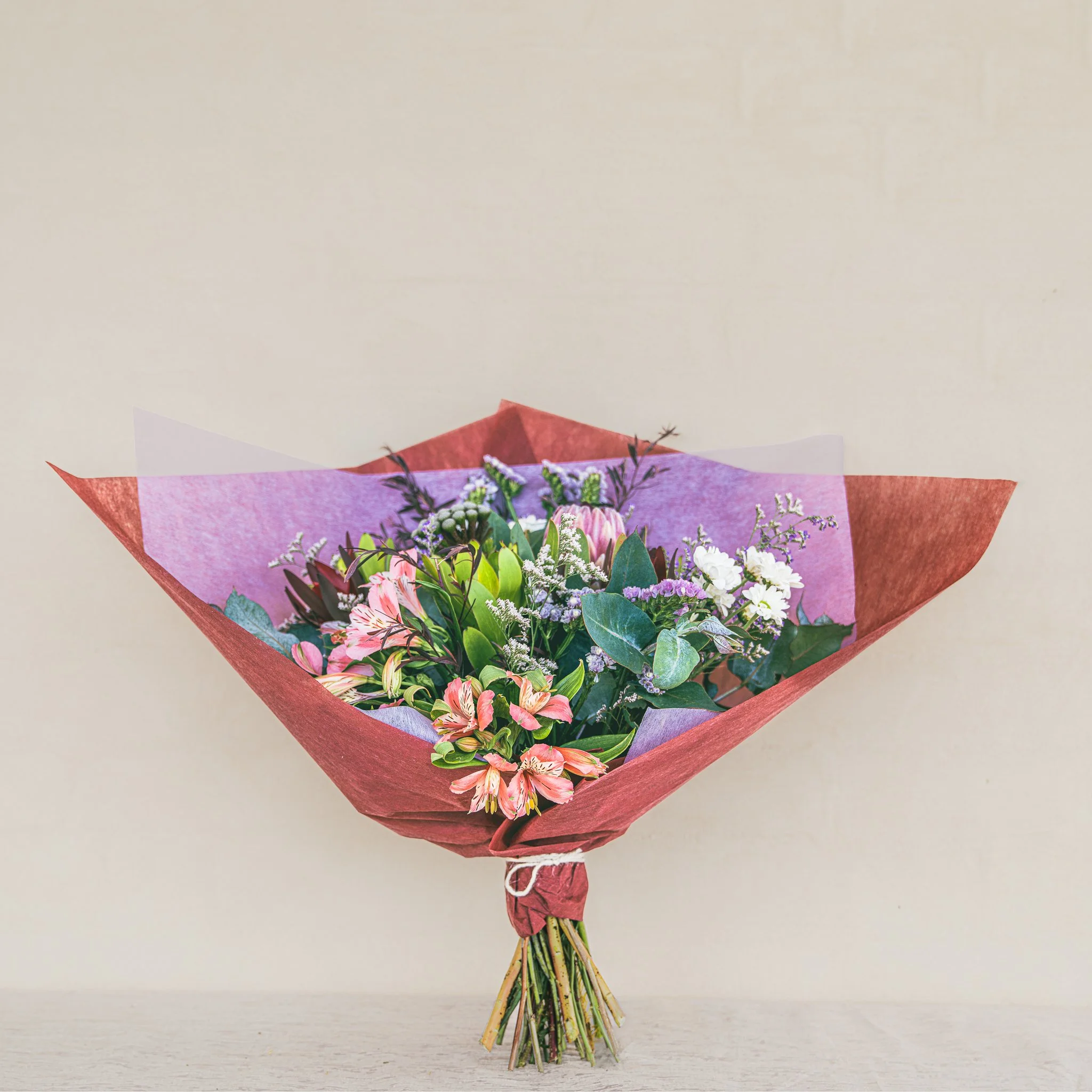 Flow with the Seasons Bouquet: Your Seasonal, Effortless Choice for ...