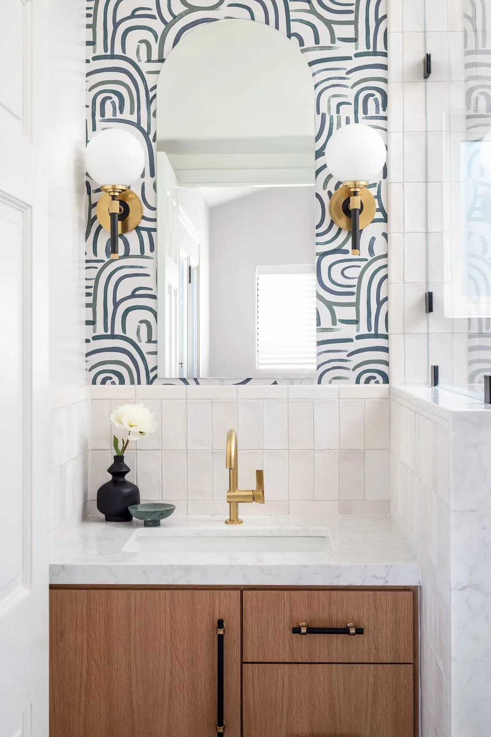 Tips to Picking the Best Bathroom Mirror — Blythe Interiors