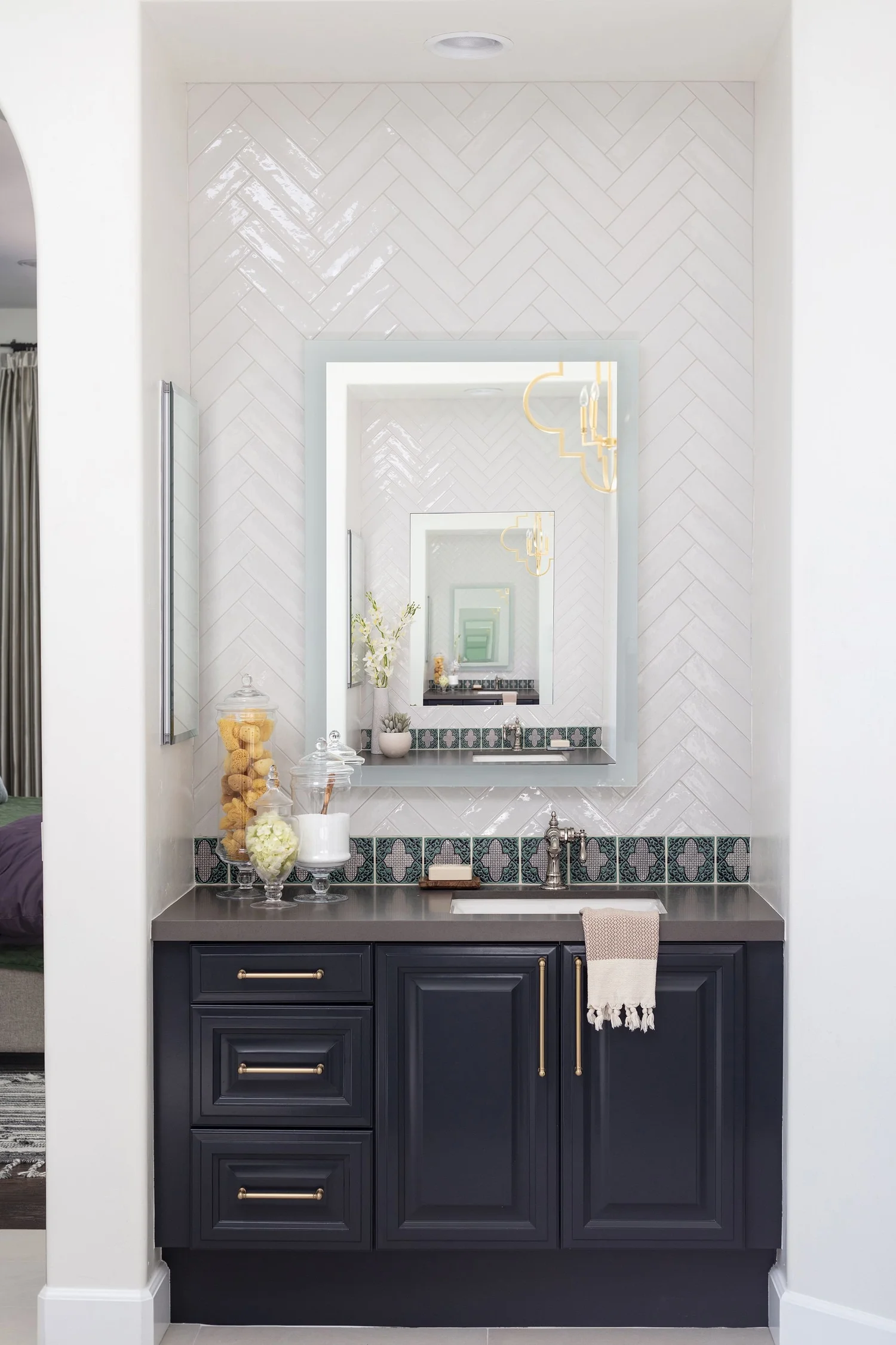 Tips to Picking the Best Bathroom Mirror — Blythe Interiors