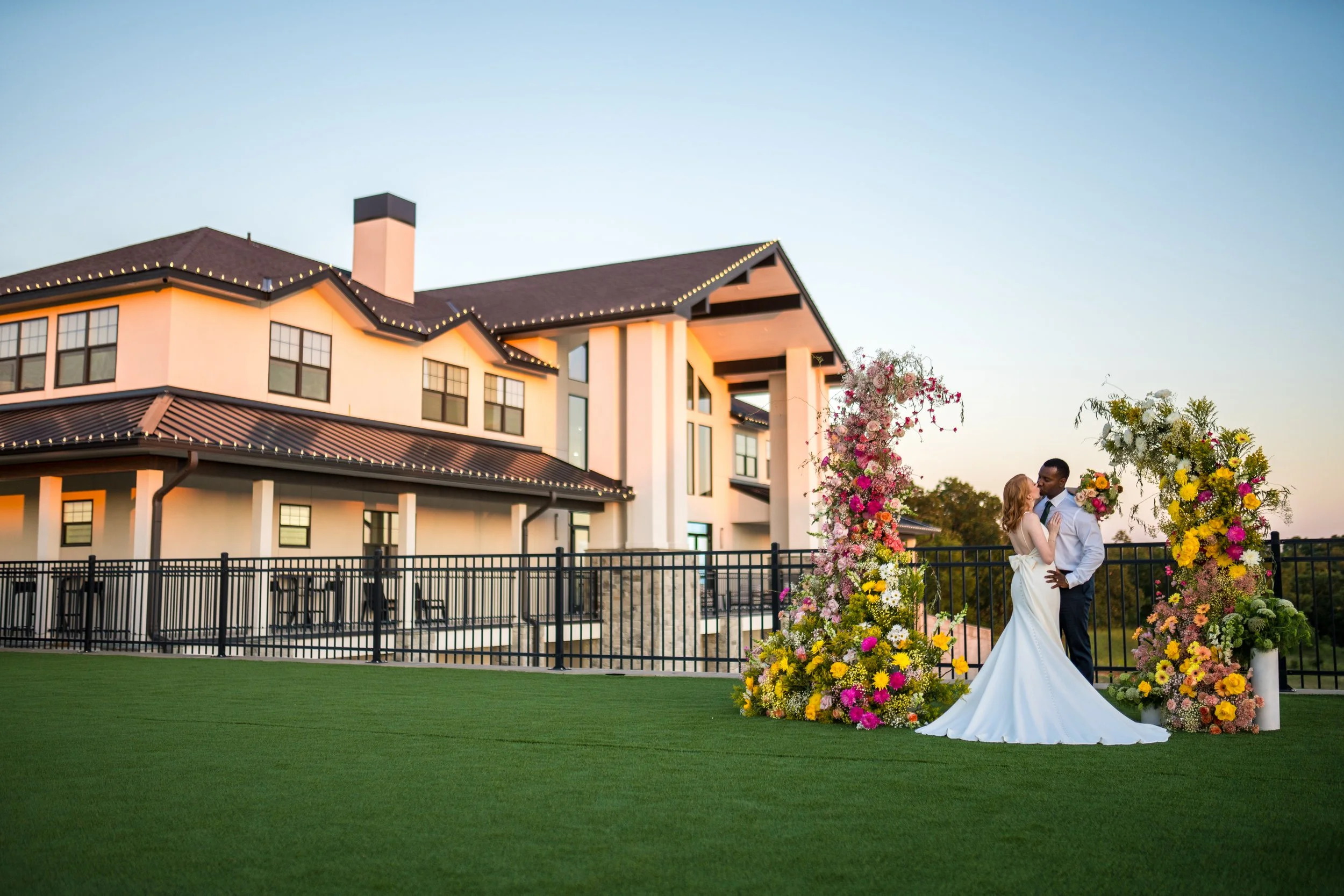 Glass Chapel West Wedding Venue - Tulsa OK