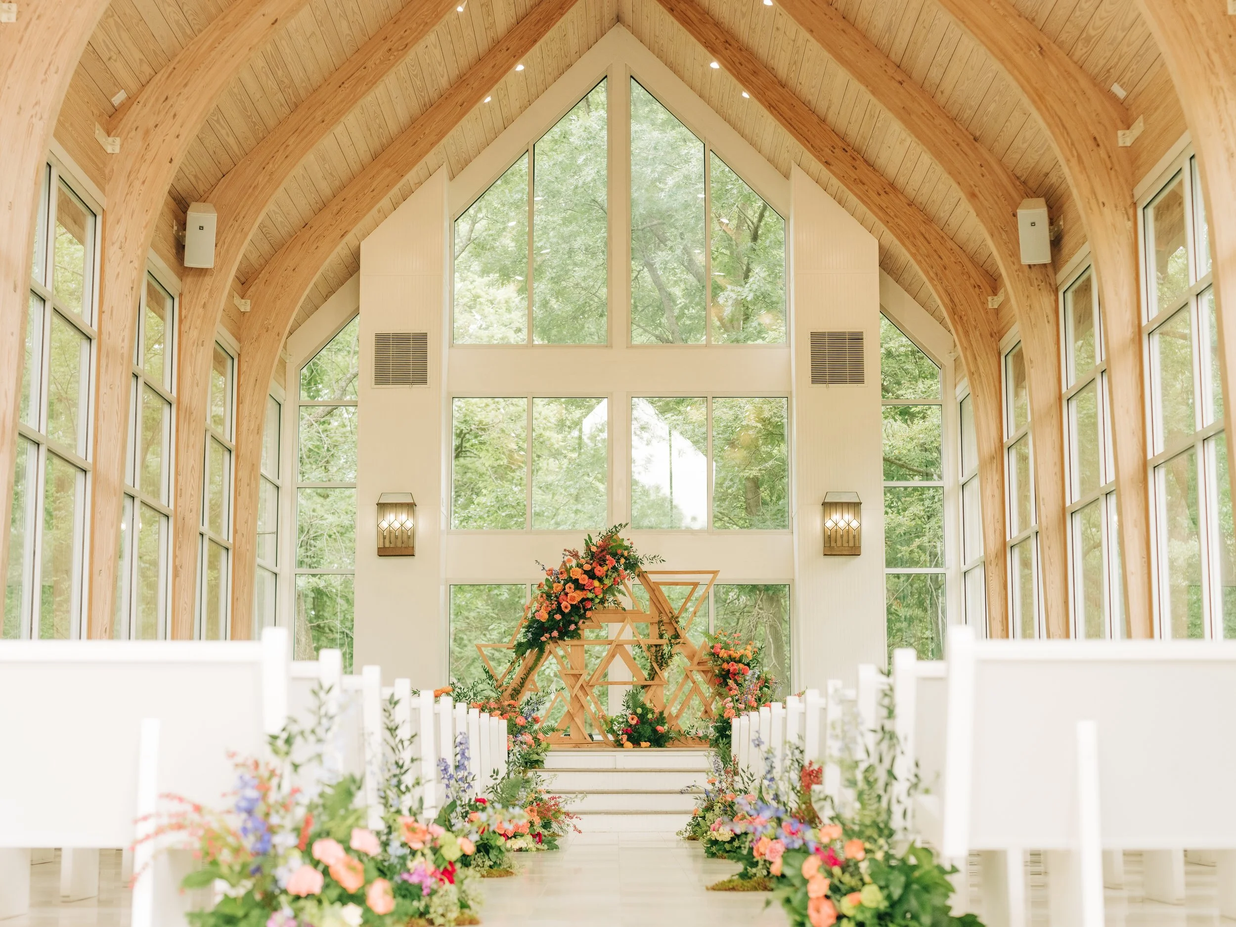 Wedding Venue Tulsa OK - Glass Chapel West