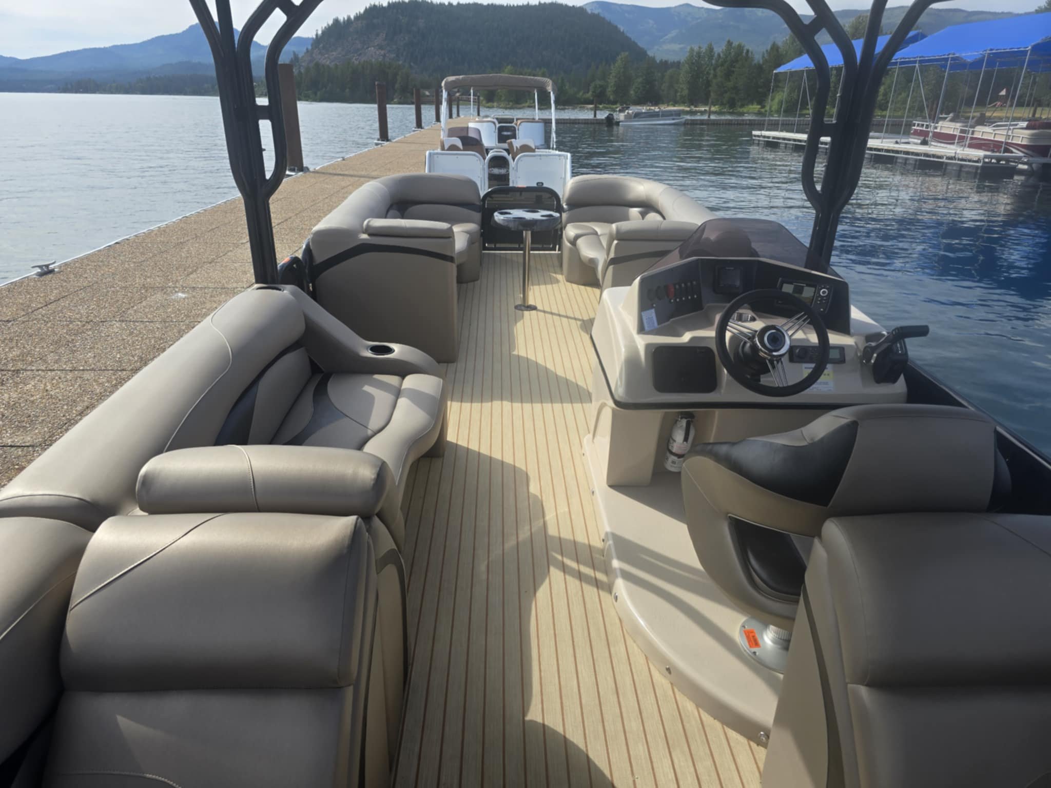 Beeracuda Boat Rentals