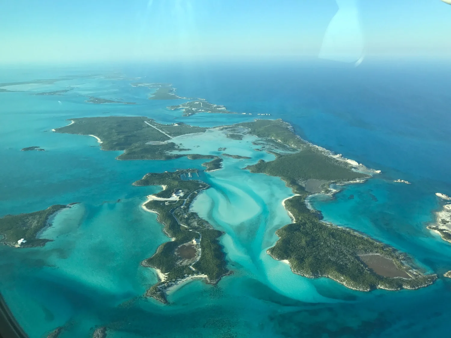 Island Hopping in the Exumas: Staniel Cay Yacht Club — A Beach Creature