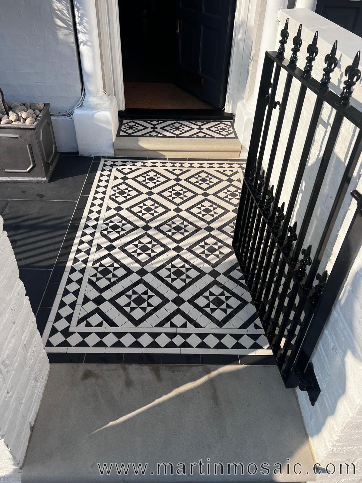 Black & White Victorian floor tiles 9mm thickness | Mosaic Floor Tiles ...