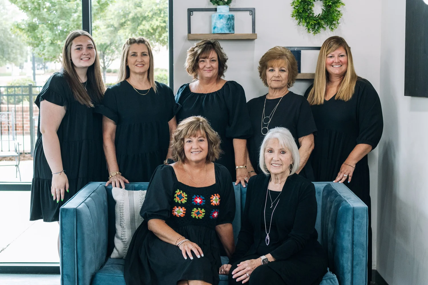 About us — Dar-Lynns Bridal & Formal Wear