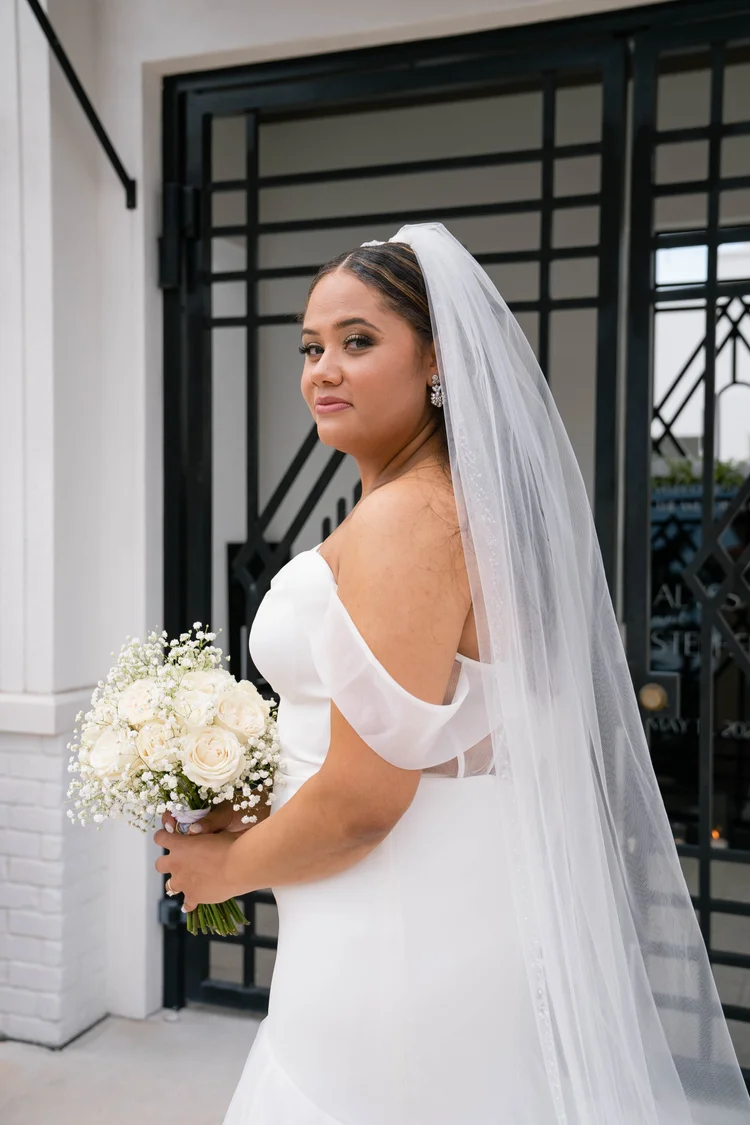 Dar-Lynns Bridal & Formal Wear