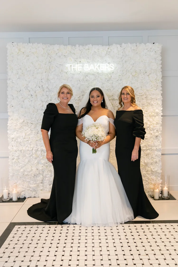 Dar-Lynns Bridal & Formal Wear