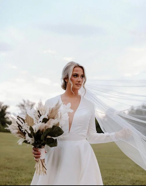 Dar-Lynns Bridal & Formal Wear