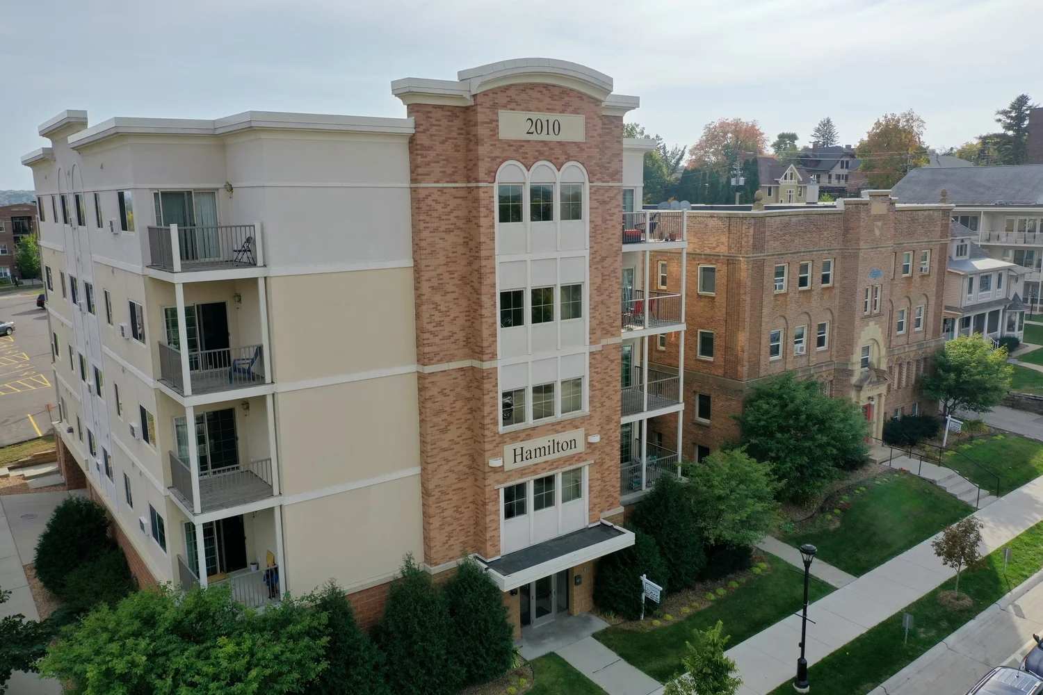 Home | The Hamilton Apartments
