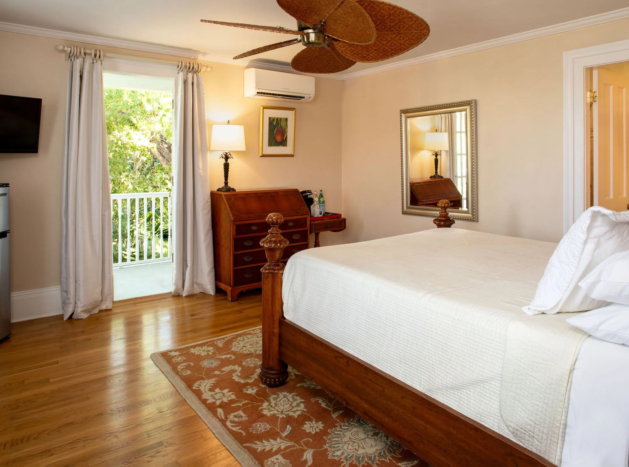 Guest Rooms - Key West, FL Accommodations — The Gardens Hotel Key West