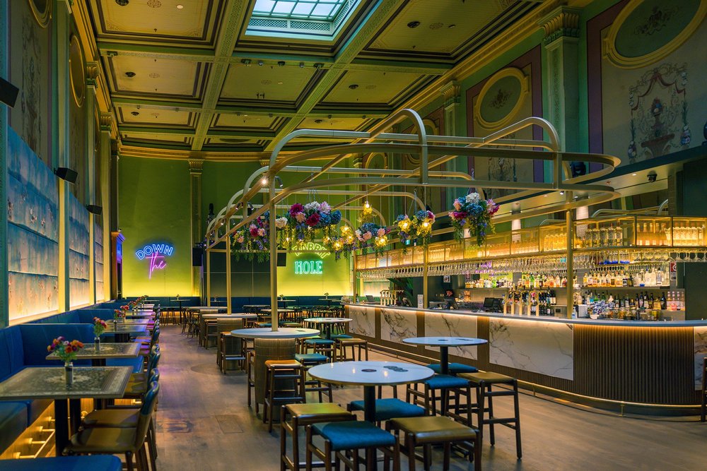 Cocktail Bar Sydney | Happy Hour Pitt St, CBD | Best Bar Town Hall ...