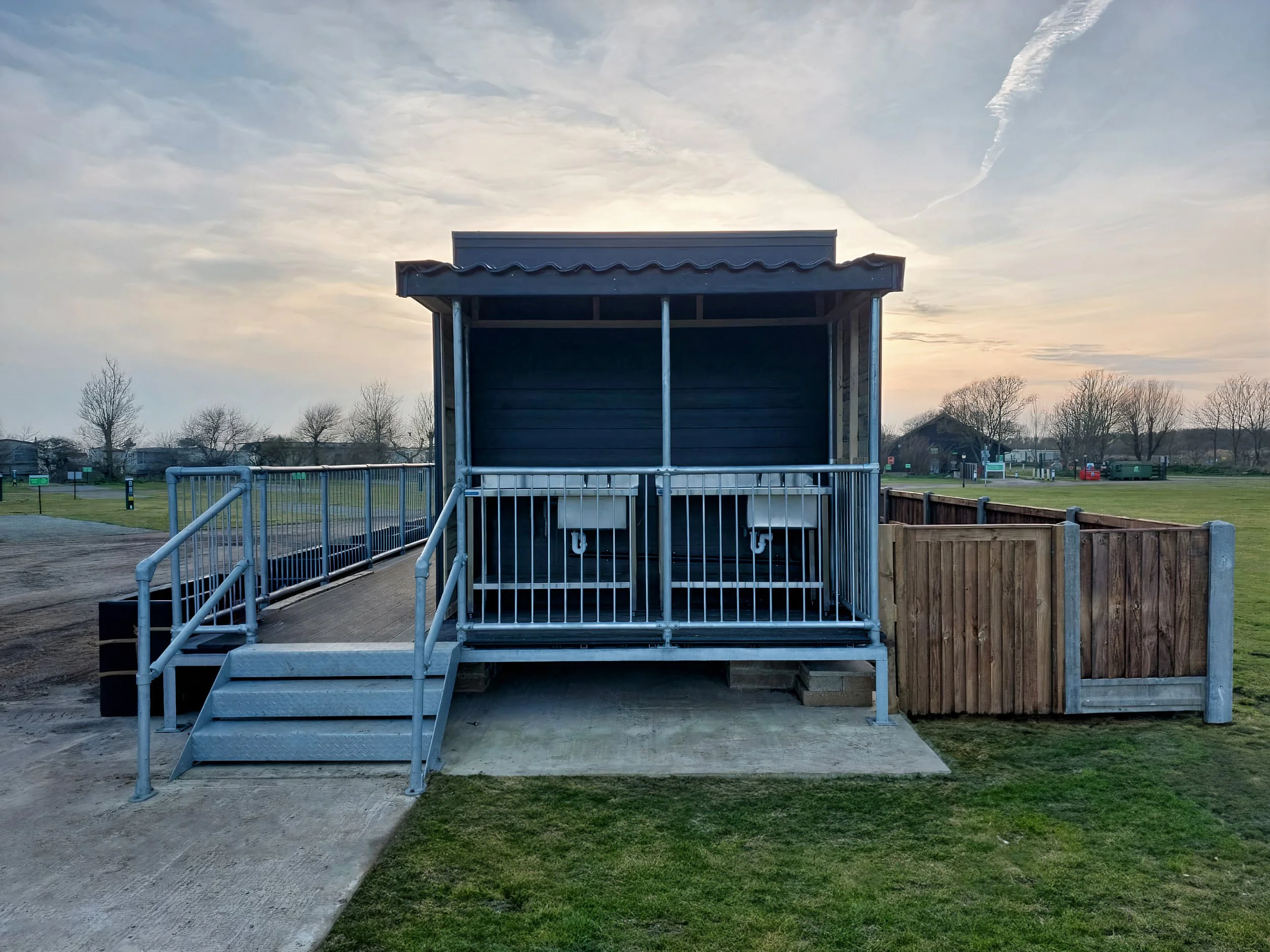 Modular toilet blocks - modular shower blocks - modular washrooms ...