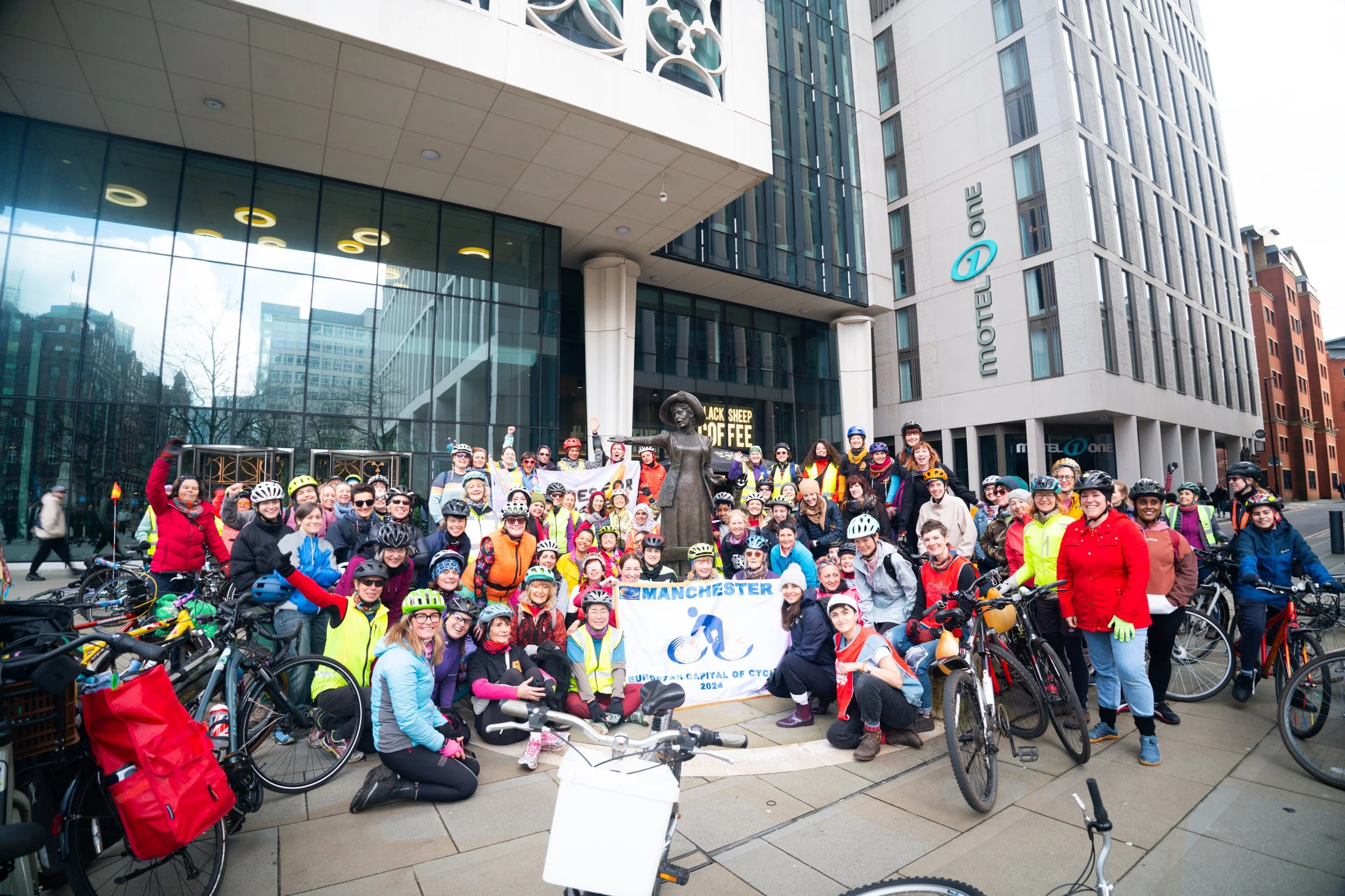 Amazing Women's Cycling Community in Manchester