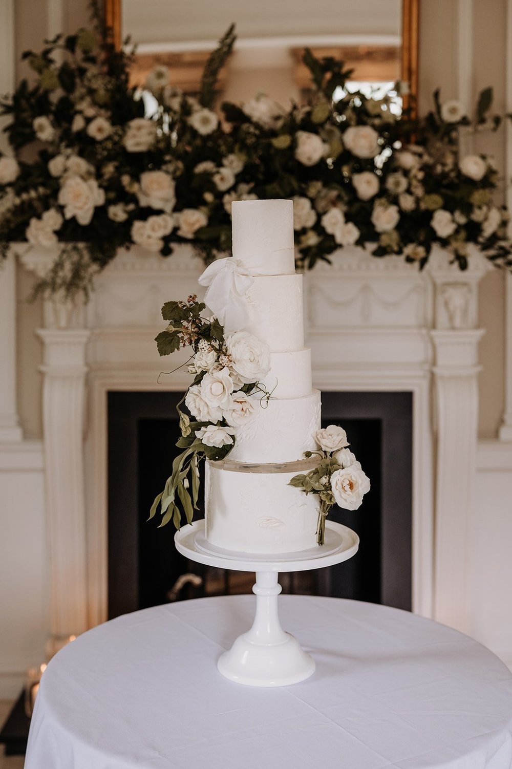 How to plan a wedding cake — Bloom and Crumb - London Wedding Cakes
