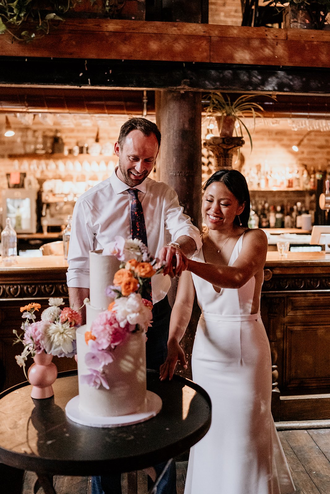 How to create a unique wedding cake for your wedding — Bloom and Crumb ...