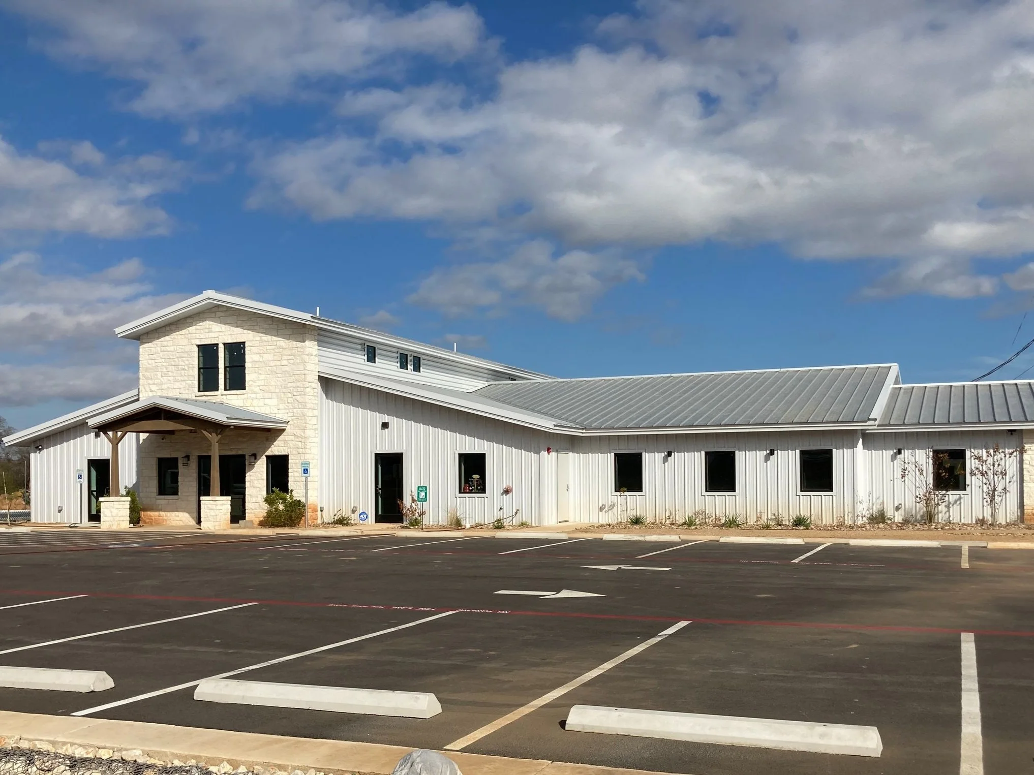 Services — East Side Pet Ranch - Dog Boarding, Daycare, & Grooming