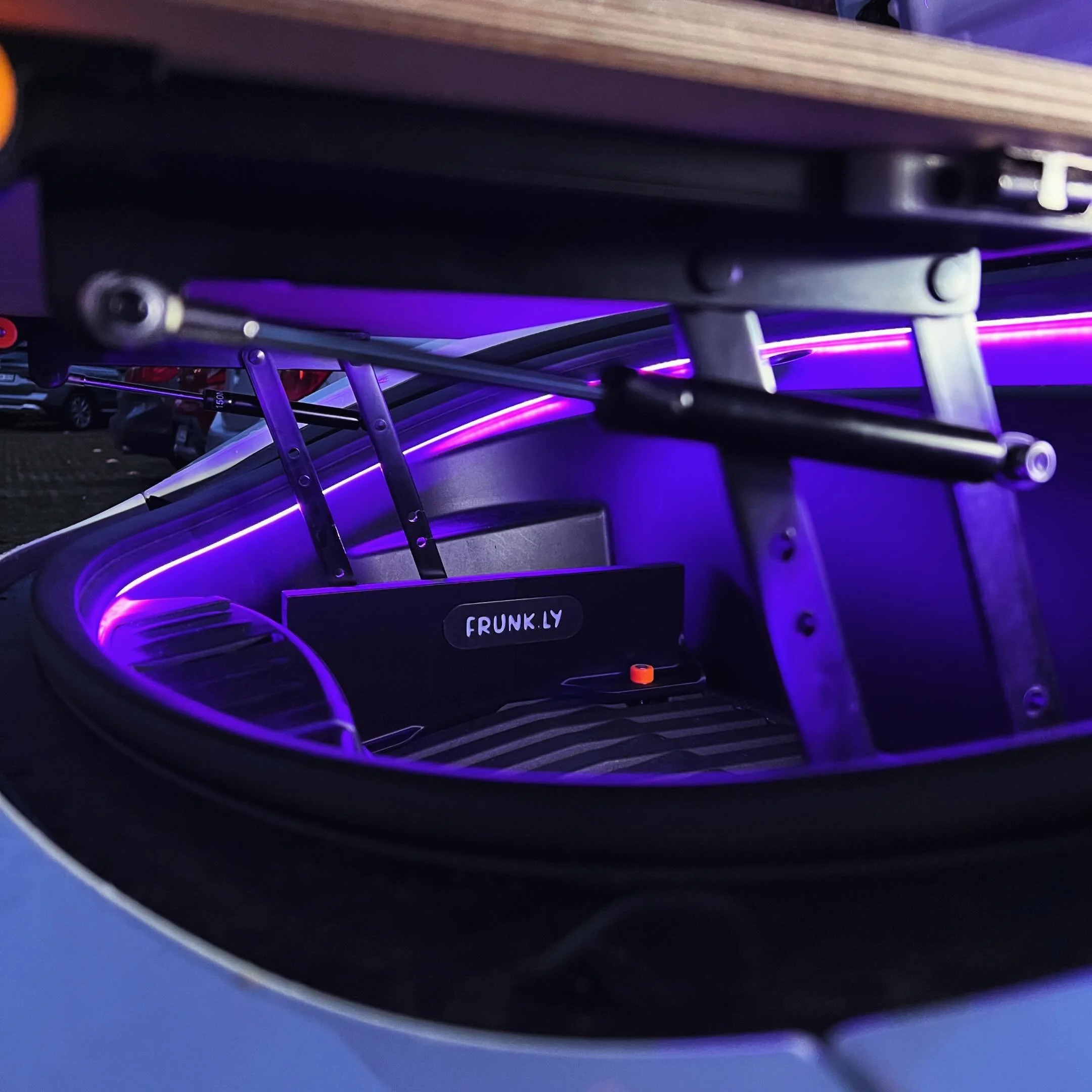 Frunkly - Take your frunk to the next level