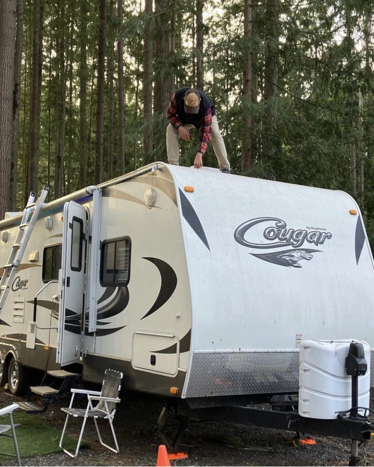 Roots RV Service