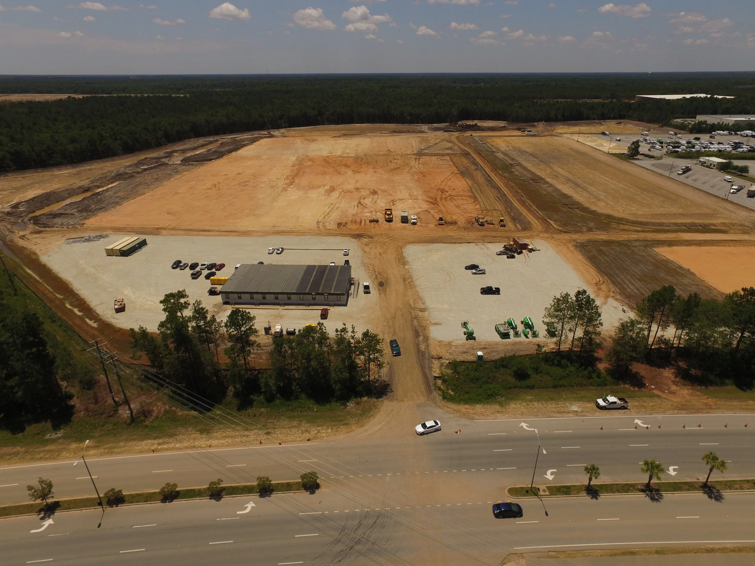 Mercedes- Benz Vans Facility Expansion — Landmark Construction Co