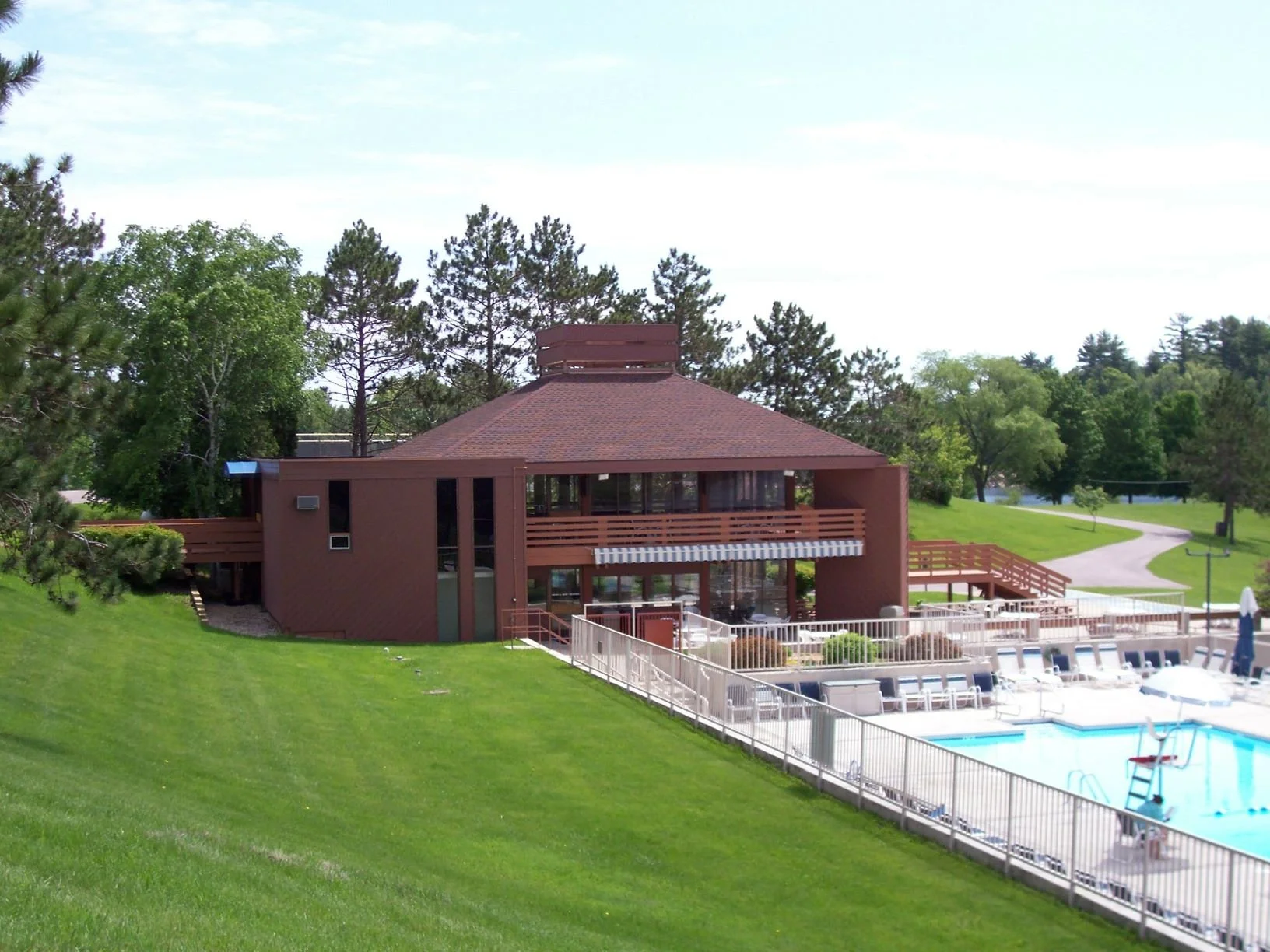 Amenities — Dutch Hollow Lake Property Owners' Association