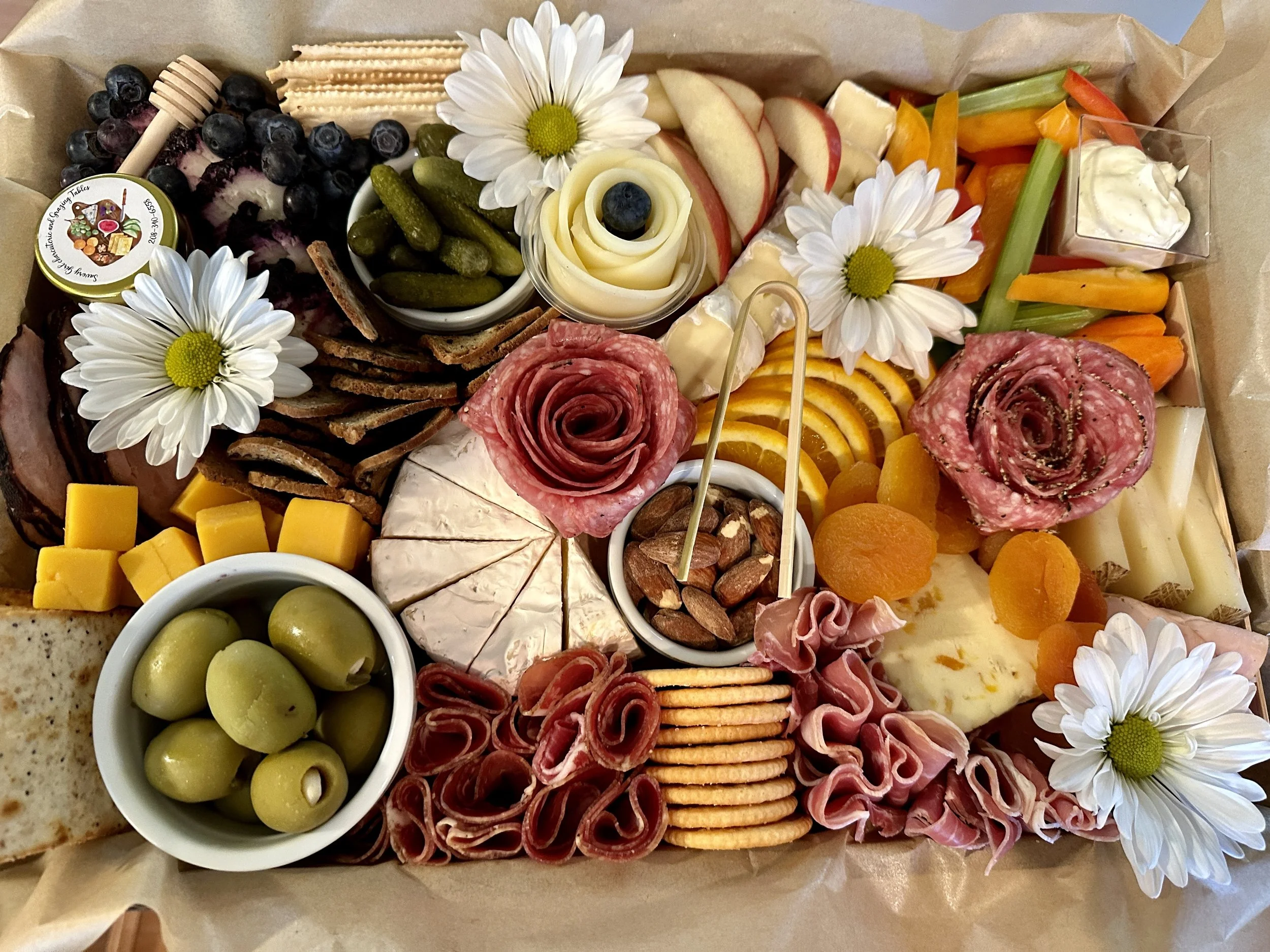 Savory Girl Idaho Charcuterie & Grazing Tables