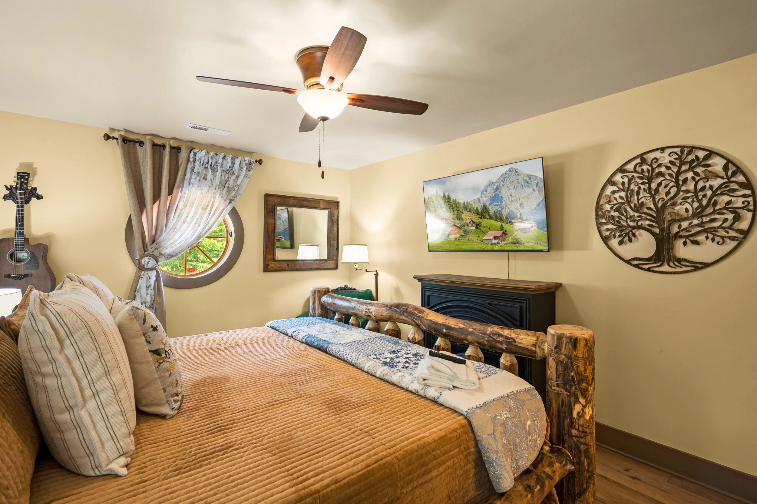 Master Hobbit — Howards Hollow