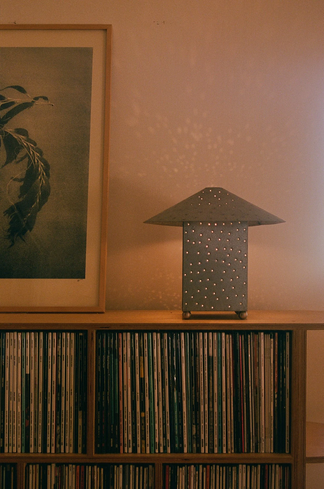 LIN TABLE LAMP — MUHLY