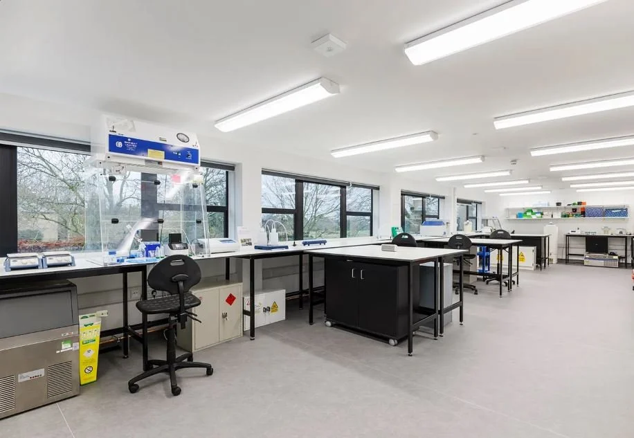 Cambridge — Co-Laboratories