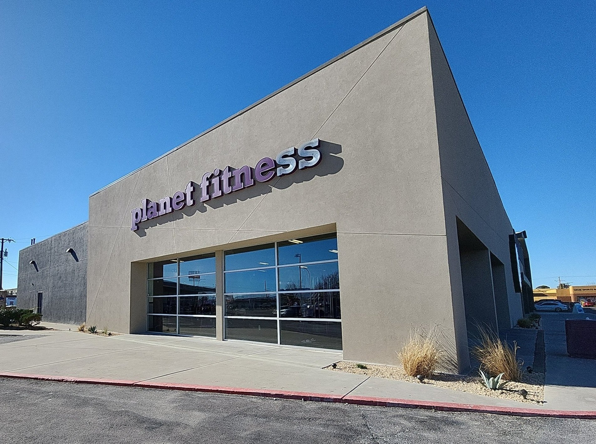 Planet Fitness — Datum Commercial Contracting