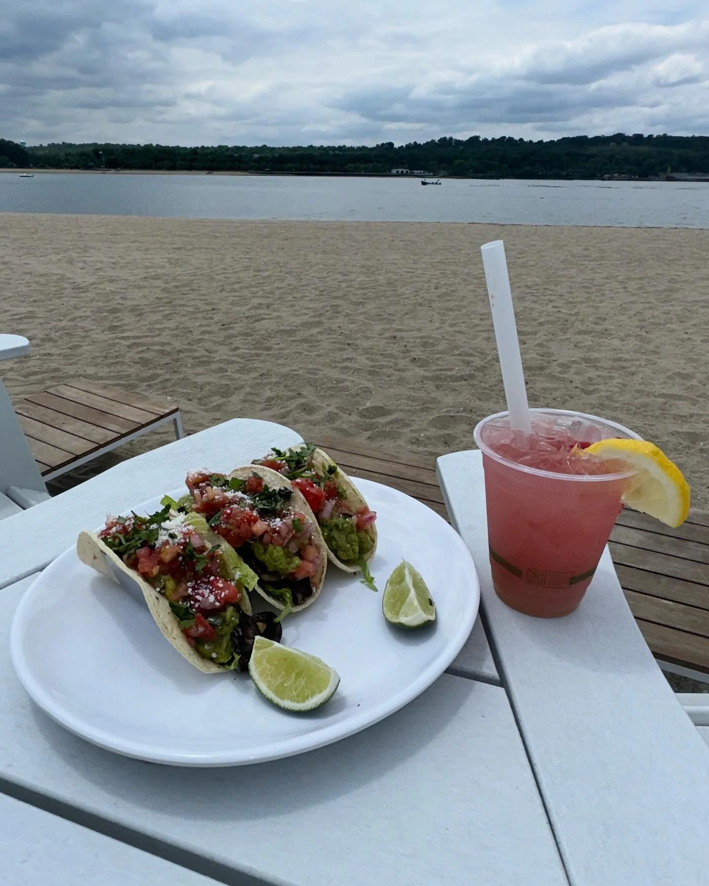 The Sunset Club at Tappen Beach