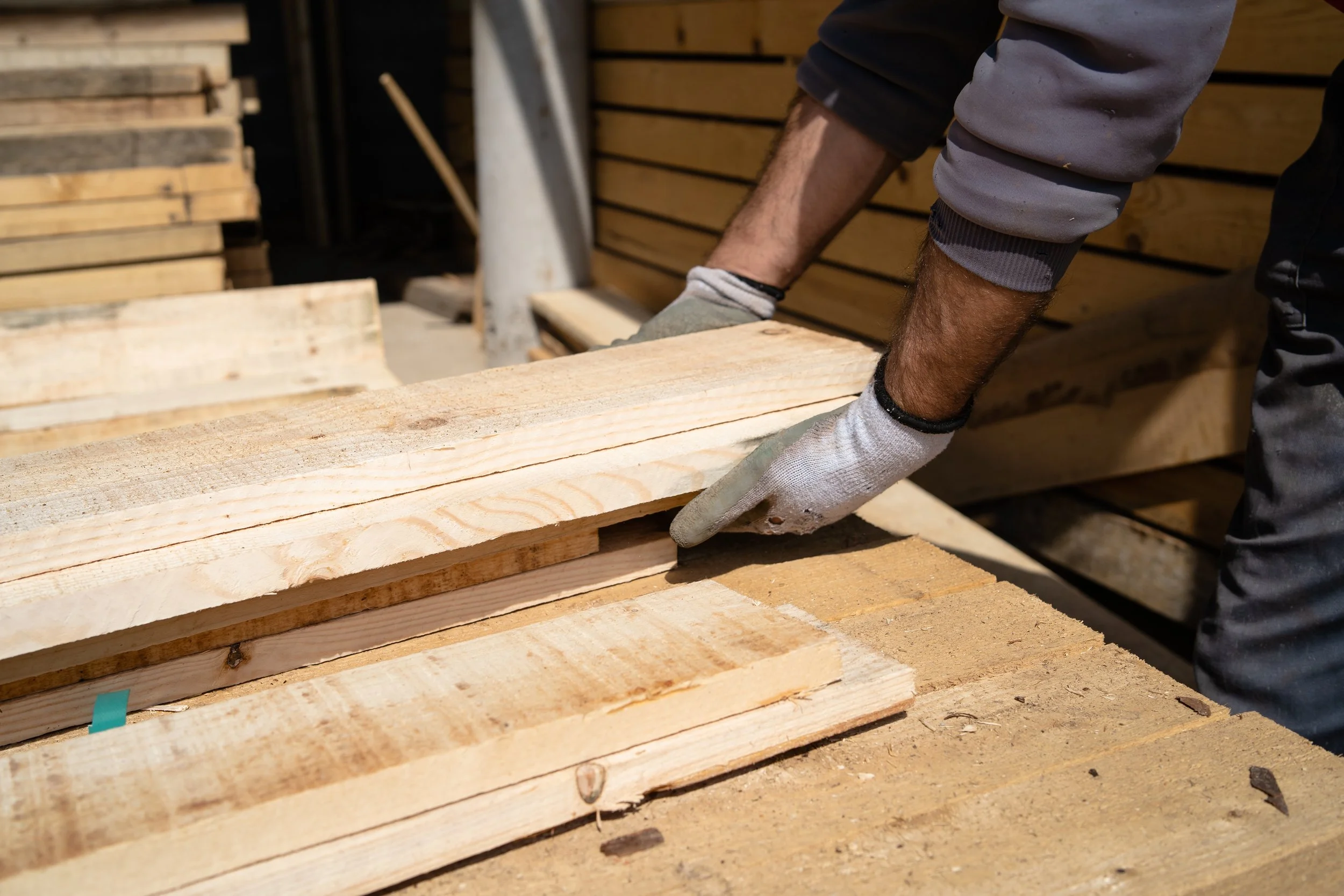 Lumber Wholesale Canada | Wood Pallets - Chinook Wood Products