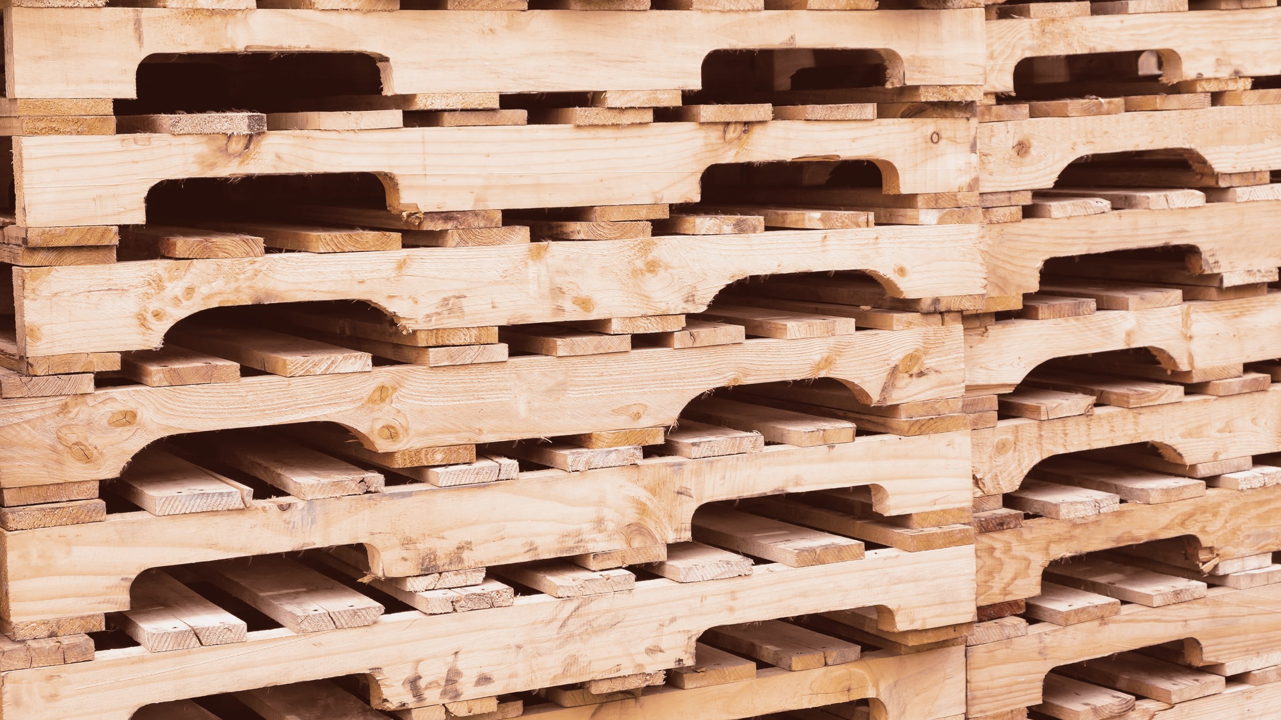 Lumber Wholesale Canada | Wood Pallets - Chinook Wood Products