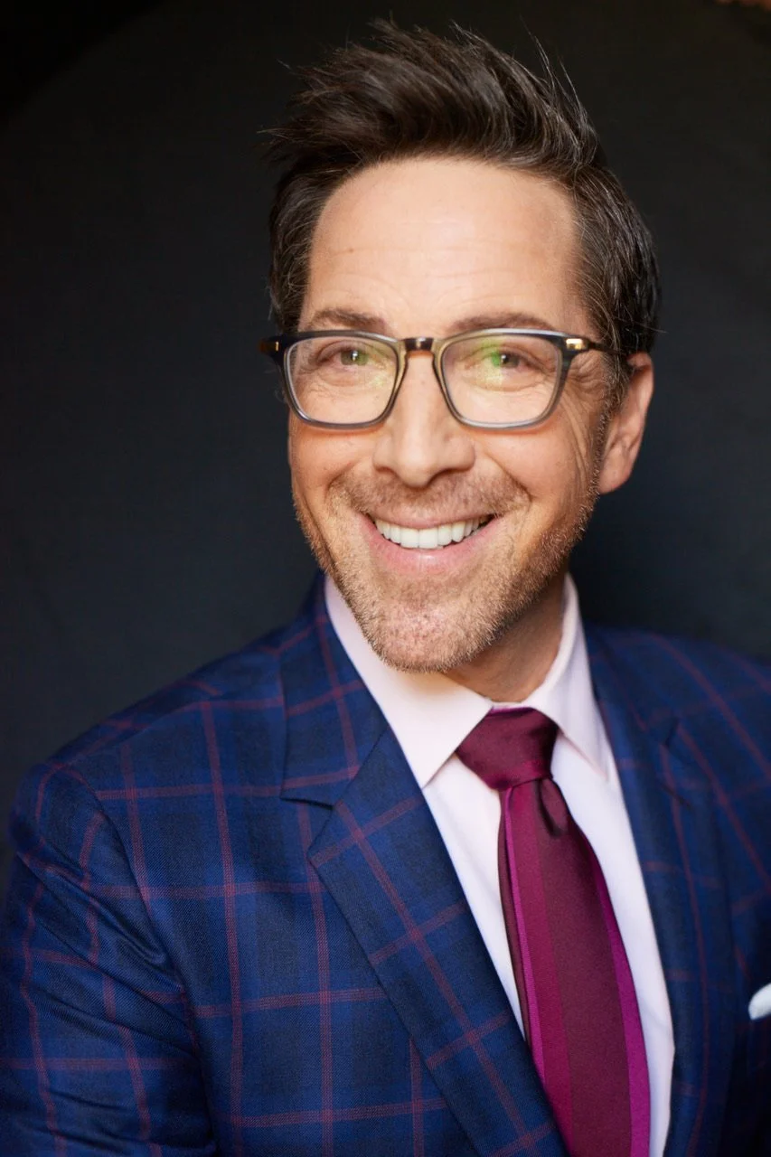 Dan Bucatinsky is an award-winning American actor, write, and producer ...