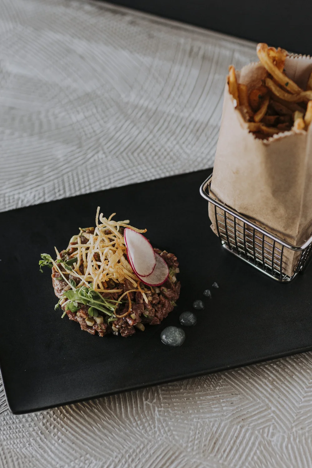 Voir — Restaurant Donalda