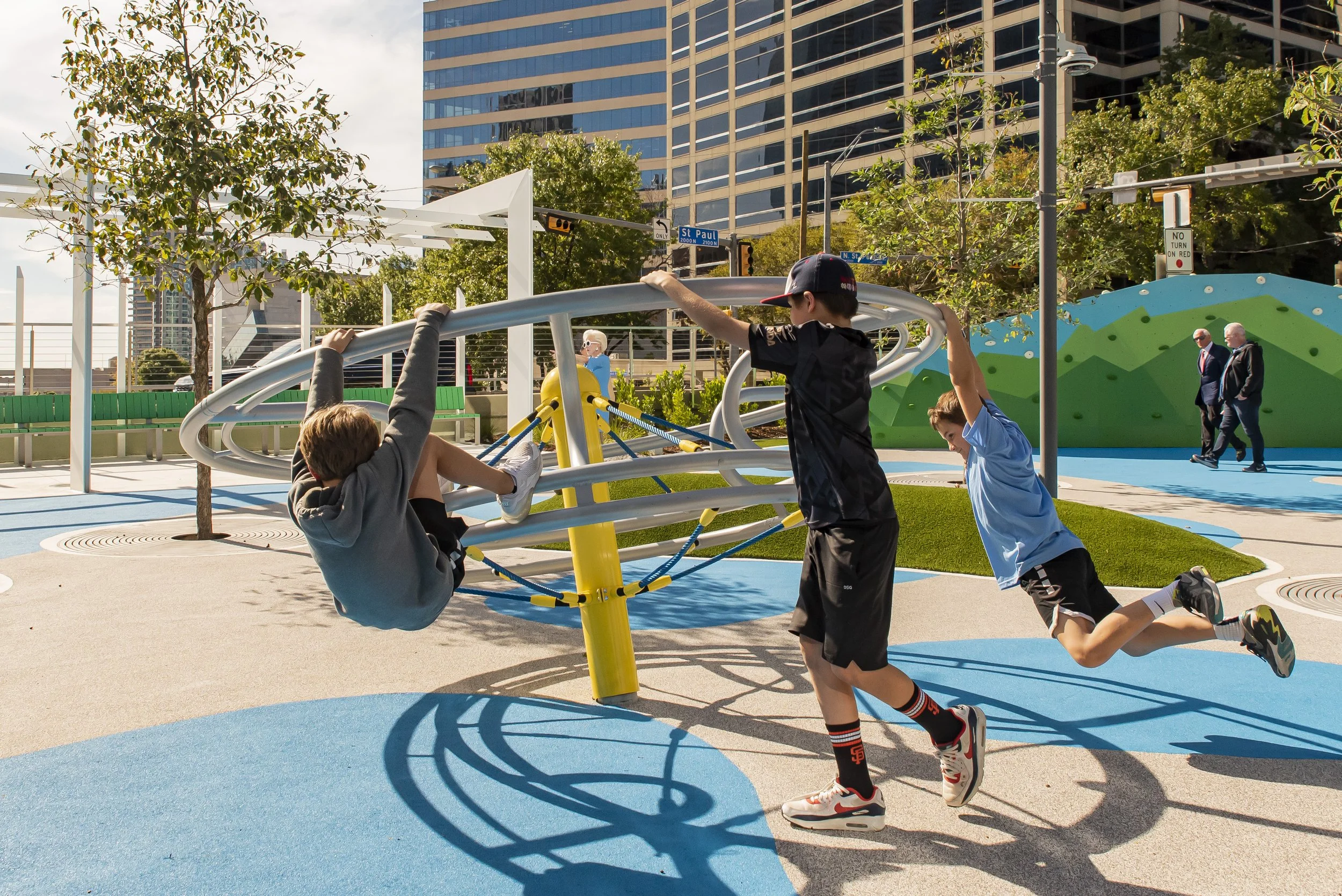 Sheila & Jody Grant Children's Park — Klyde Warren Park