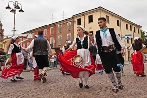 Italian Traditions: Dance the Tarantella! — Italian Community Services