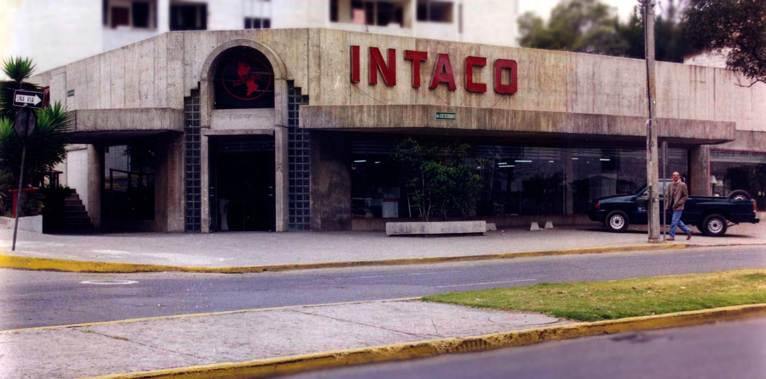 Edificios — Diego Robalino F. | Ingenieros Constructores