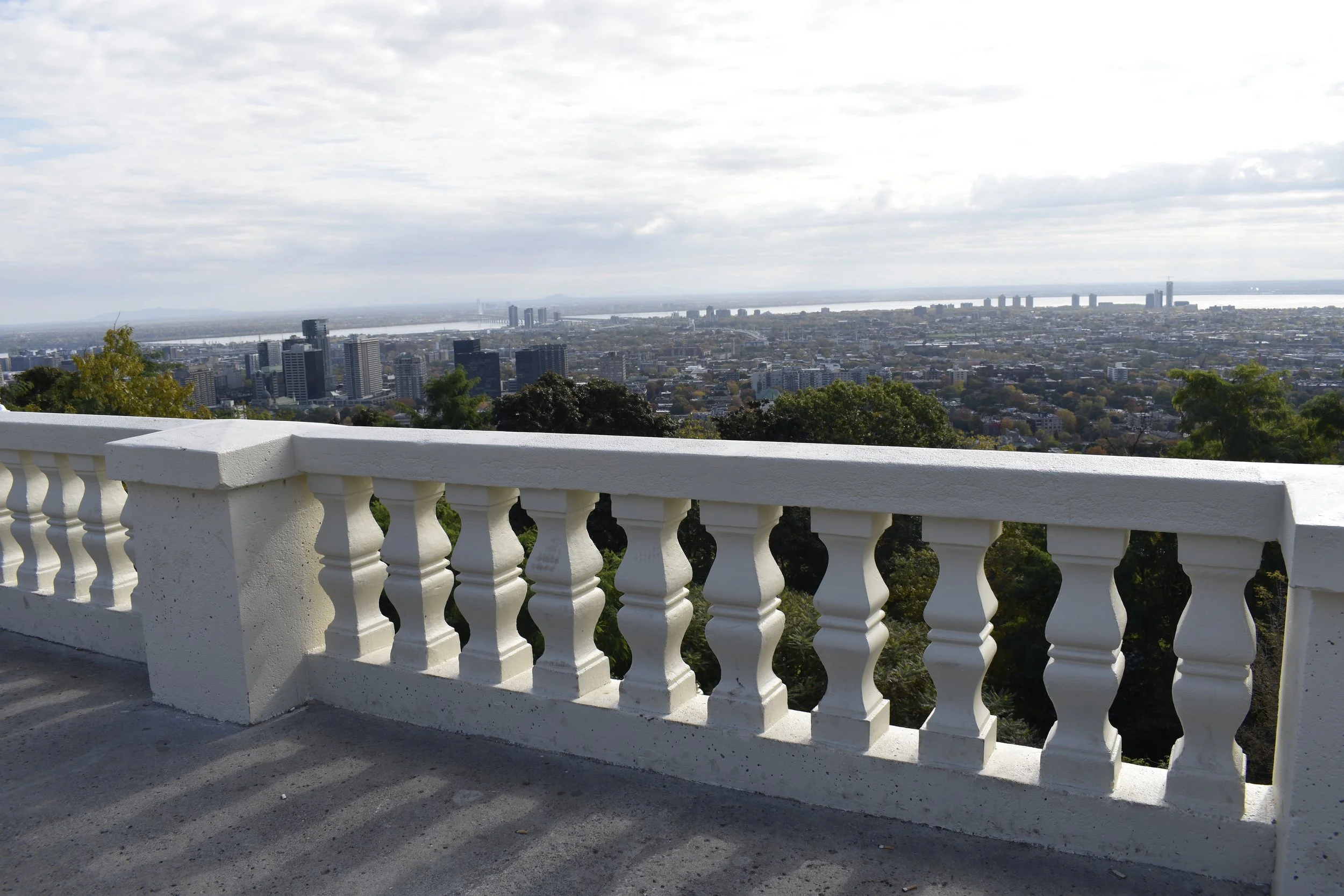 Summit Circle — Sym-Tech Béton Préfabriqué