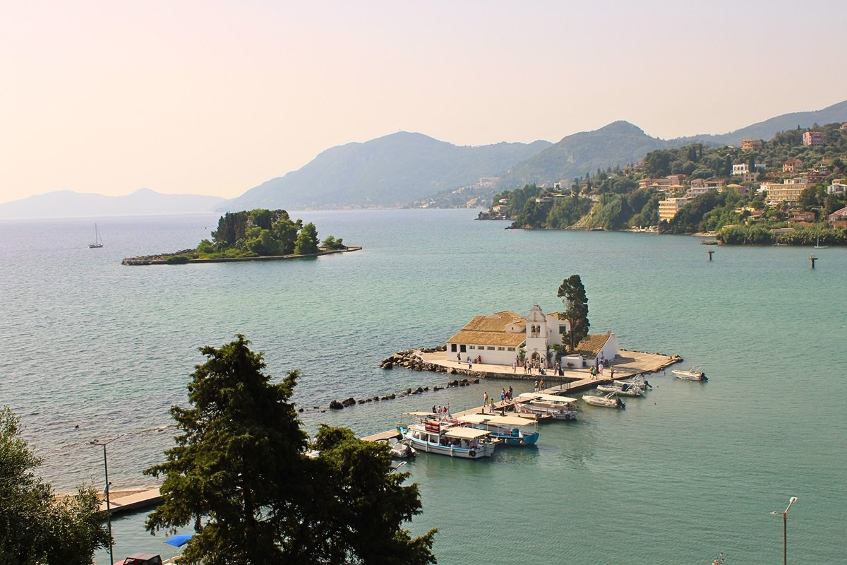 Kerkyra auf Korfu ★ Highlights & Geheimtipps — GreekIslandHopping