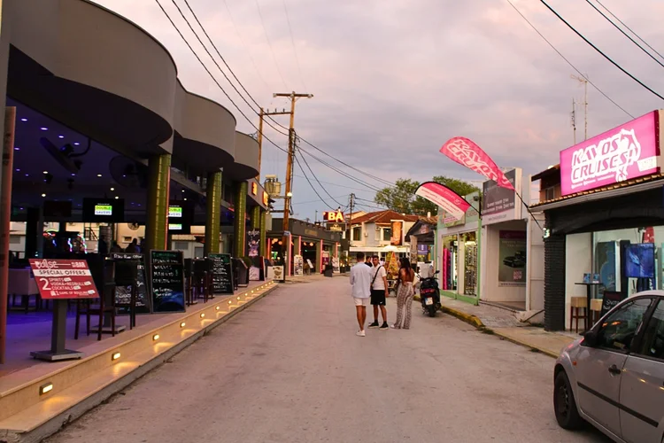 Kavos Korfu • Highlights & Geheimtipps — GreekIslandHopping