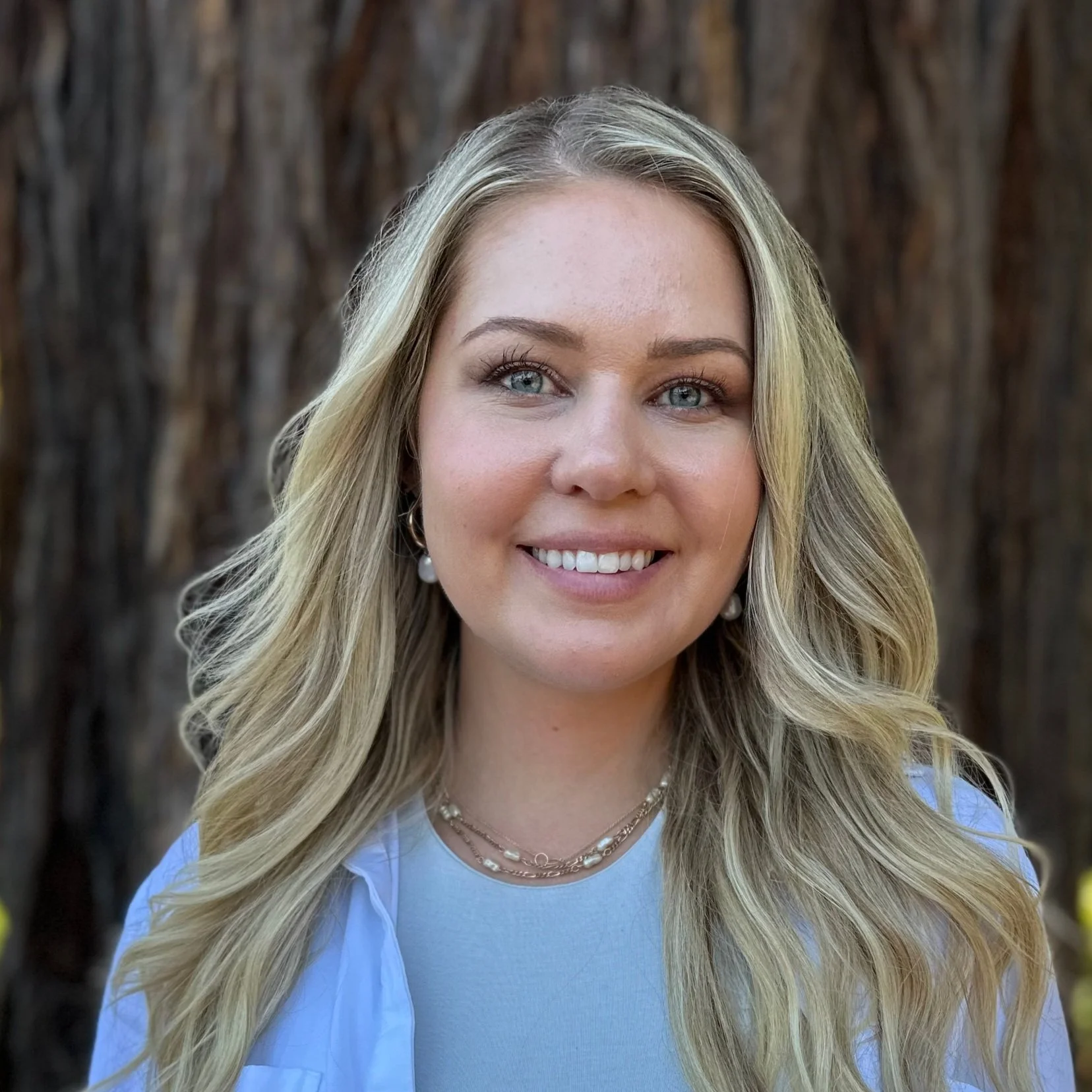 Our Team | Lomi Psychotherapy Clinic