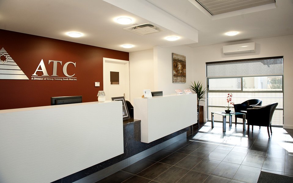 The Apprenticeship & Traineeship Company — Smith Constructions