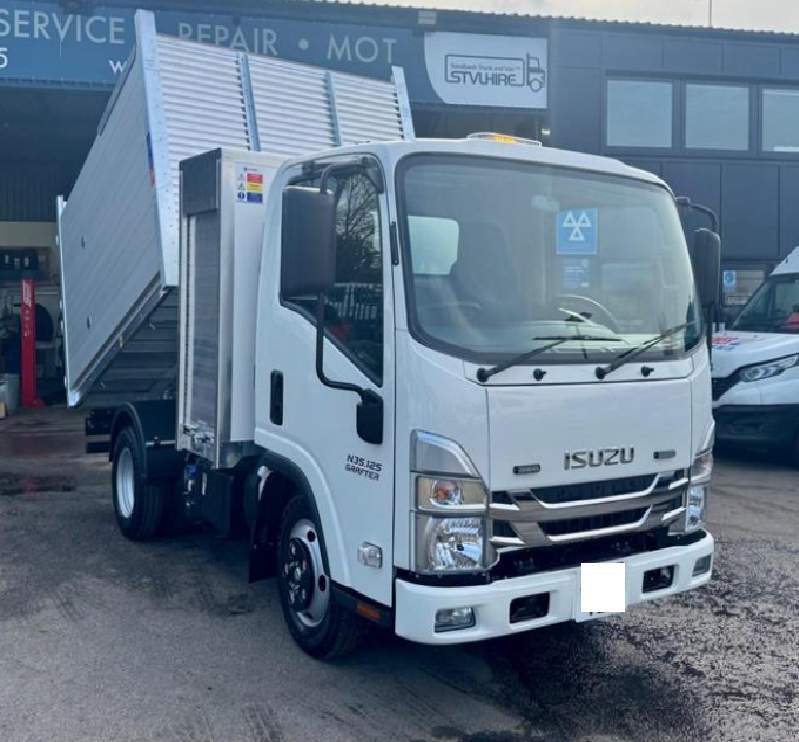 Isuzu Grafter 3.5T Trucks | Tough & Road-Ready | Aquila — Aquila Truck ...